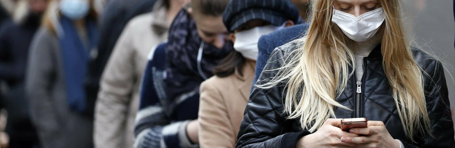 Вчені розповіли, до кого штам “Дельта” “чіпляється” найчастіше - Слово News